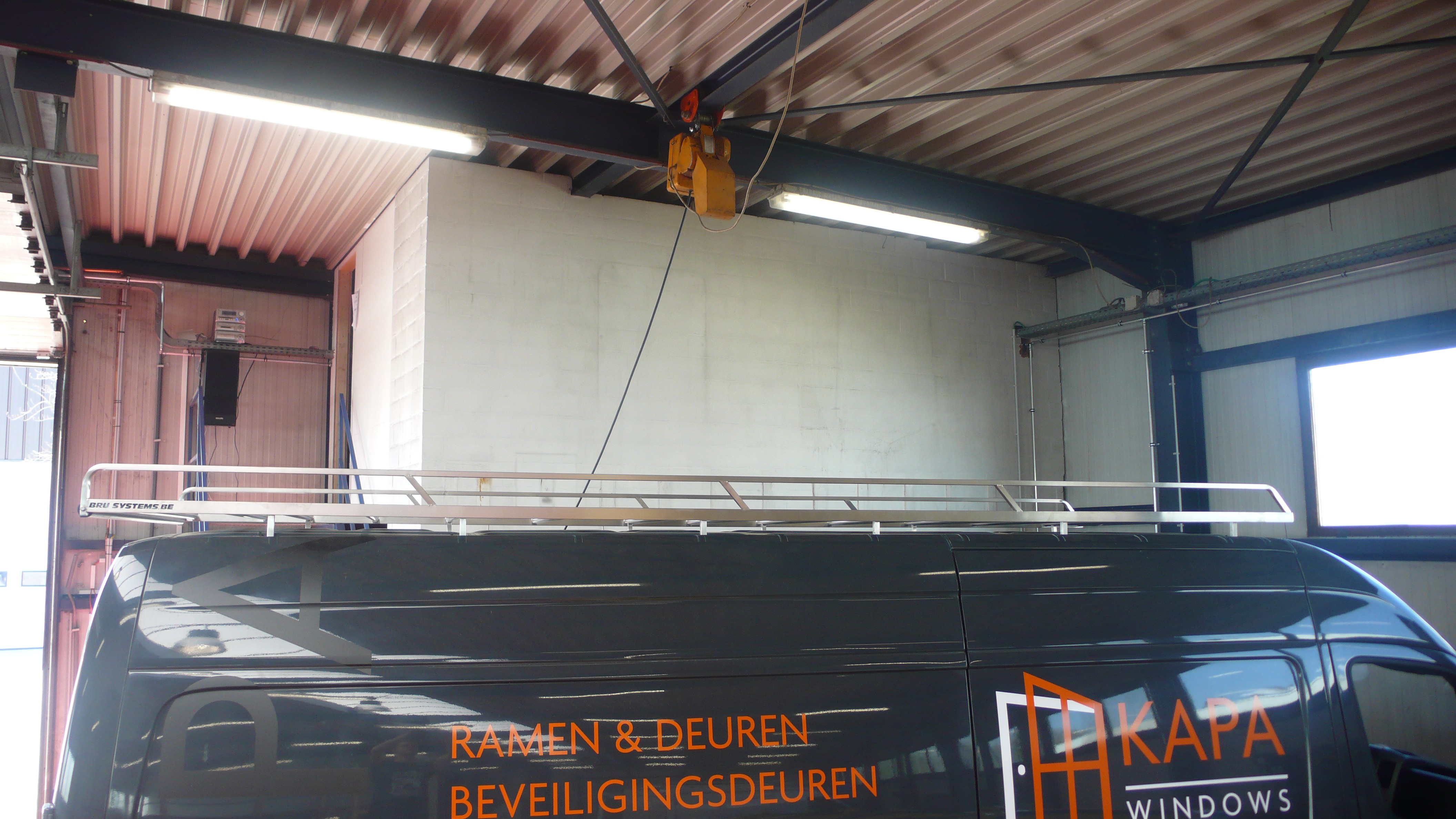 BRU Systems Bedrijfswageninrichting - Dakdragers